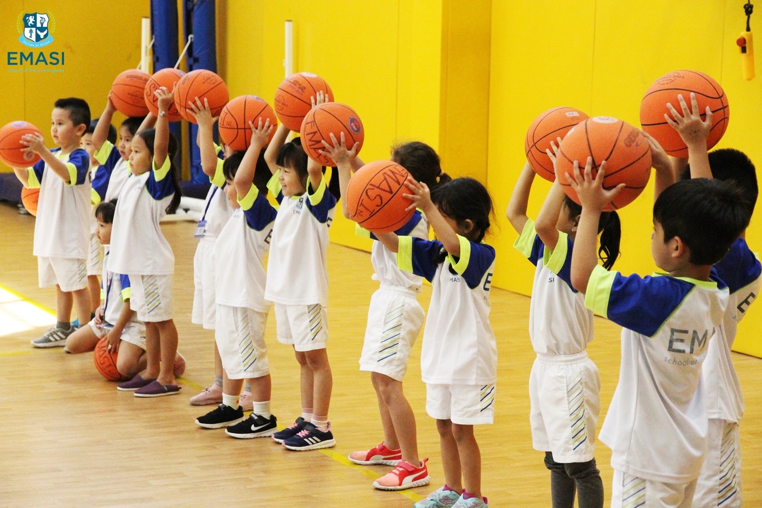 Dynamic Online Physical Education Classes at EMASI Schools – Khai Sang ...